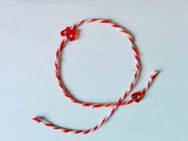 Celebrating Martis tradition - Family Experiences - Greece