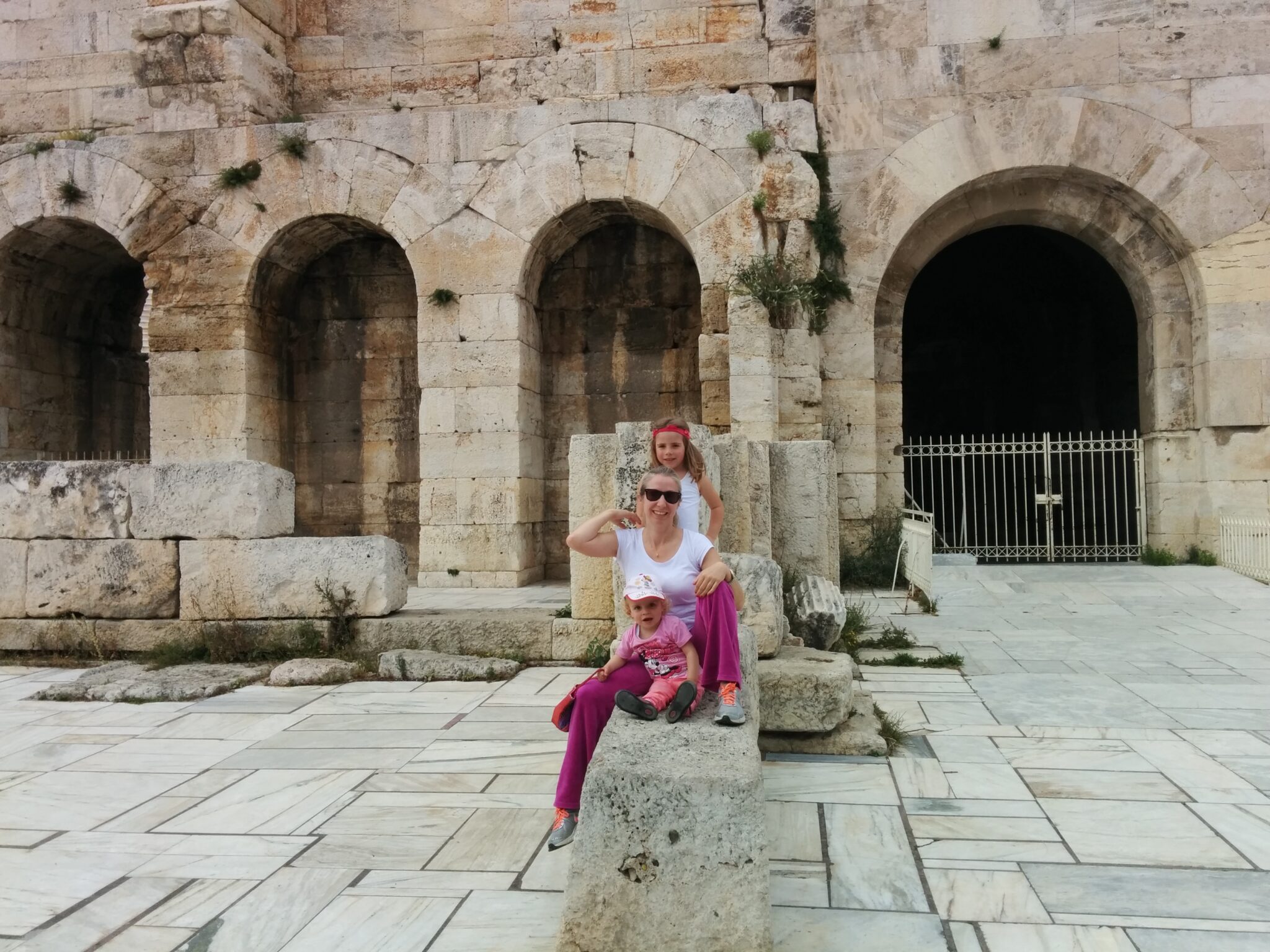 One day in Athens with kids | A free walking tour |Family Experiences Blog