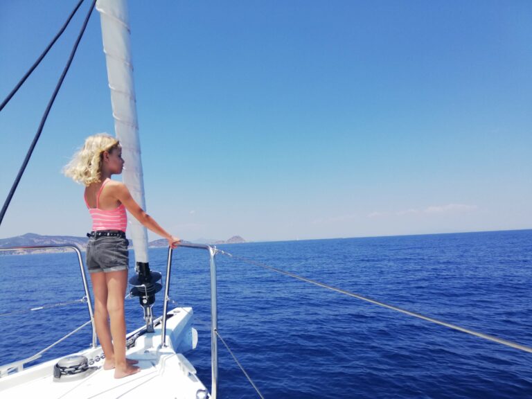 Sailing with kids in Greece - Family Experiences Blog