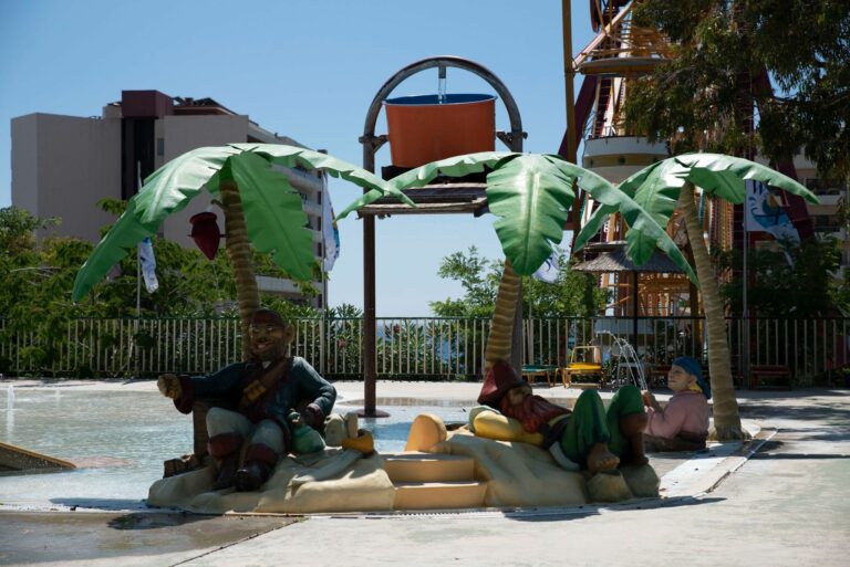 The 10 Best Water Parks in Greece for Kids - Family Experiences - Greece